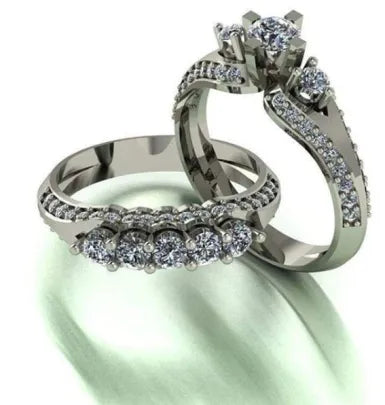 The Personal Touch: Designing Your Own Engagement Ring Online